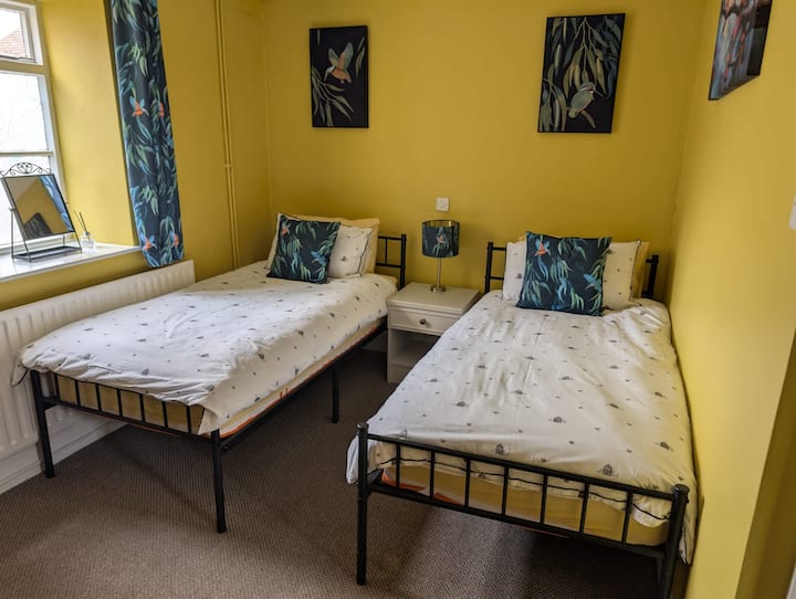 The Kingfisher Room At The Twisted Trout - Stamford