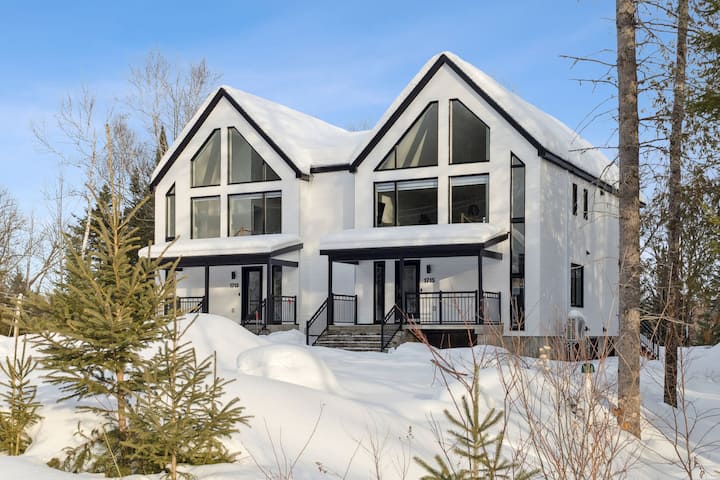 Chalet Mont-tremblant | Spa – Rivière – Salle Jeux - Mont-Tremblant