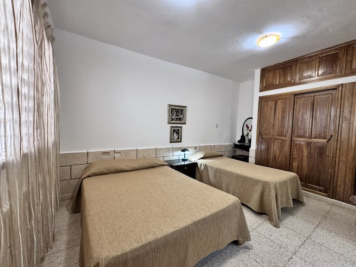 Casa Leon Y Betty - 2rooms - Varadero