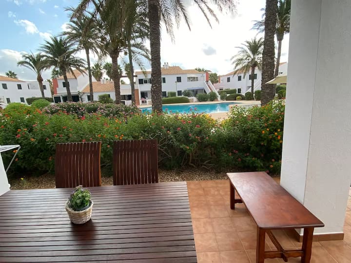 Caleta De Mar - Bajo Con Terraza, Piscina Y Pádel - Menorca