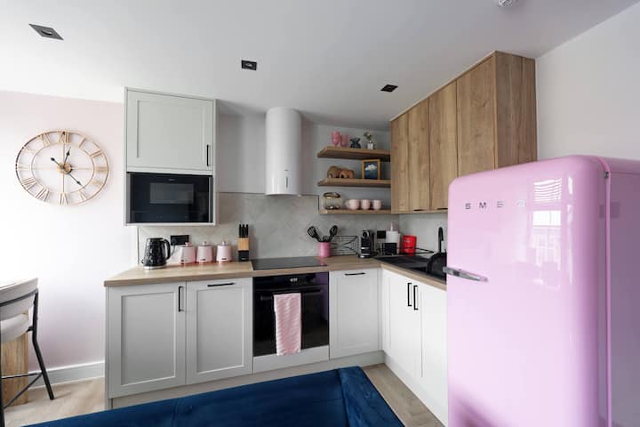Modern 2 Bed 2 Bath - Central Harrogate - Harrogate