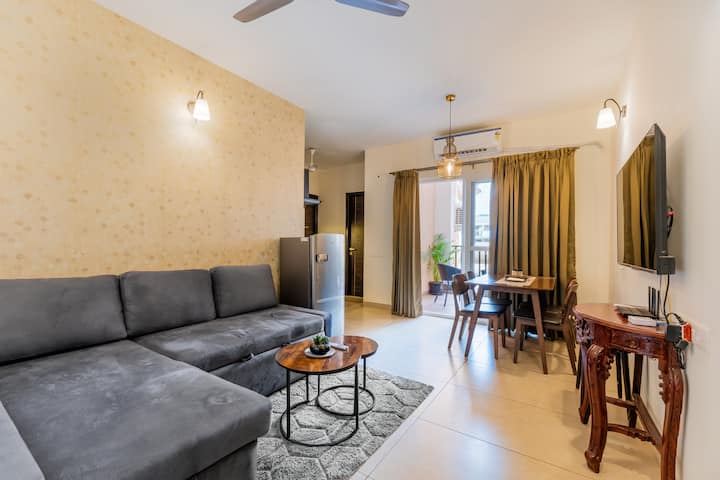 Sereno Pebbles 1 - Cosy 1bhk W/pool, Gym, Games - India