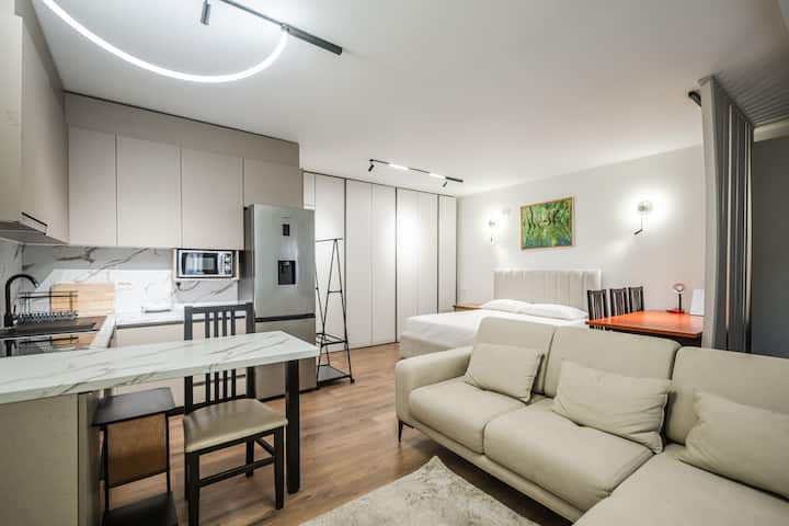 City Vibes Studio | Tirana Center - Tirana