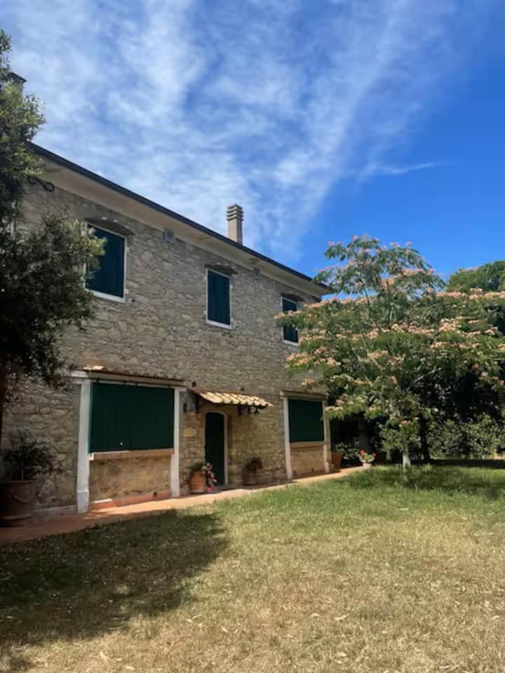 Apartment: Tuscany Countryside 3.5 Km From The Sea - Cecina