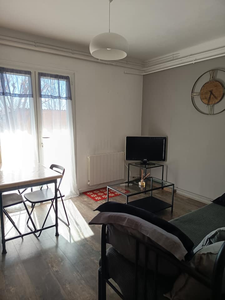 Appartement T2 Plein Sud Rez-de-jardin - Bourg-Madame