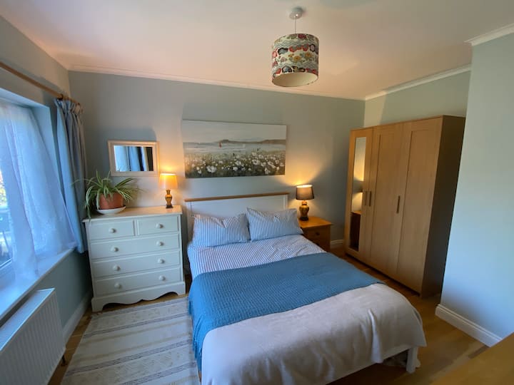 Double Room In Shipham - Cheddar
