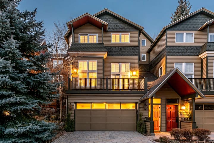 3br Old Town Ski Home | Private Hot Tub | No Car Needed, 5-minute Walk To Main Street - Park City, UT