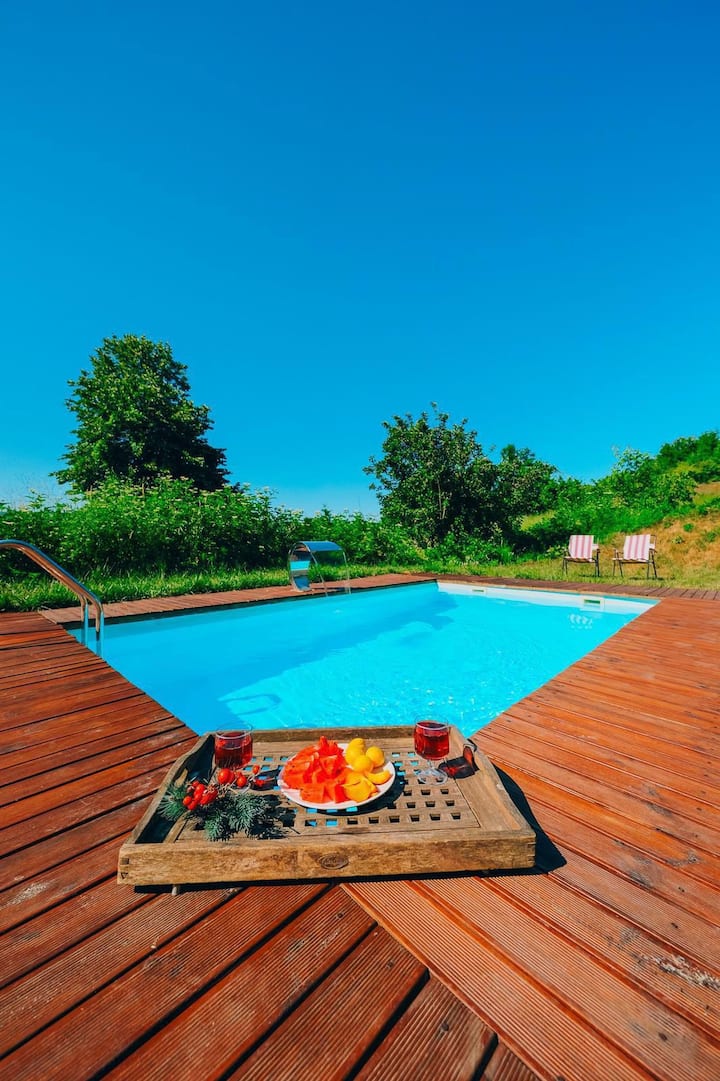 Sıcak Havuzlu Ses Problemi Olmayan Villamız - Başiskele