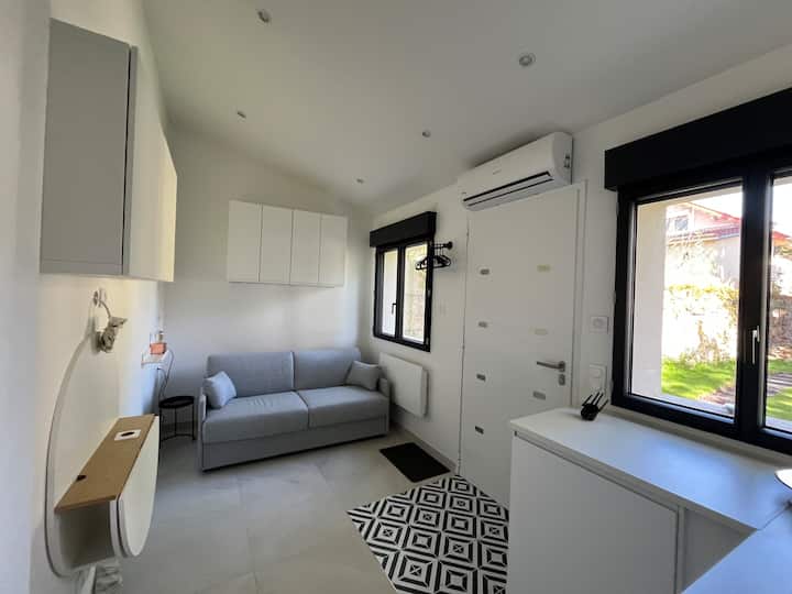 Studio Meublé Rénové - Clamart