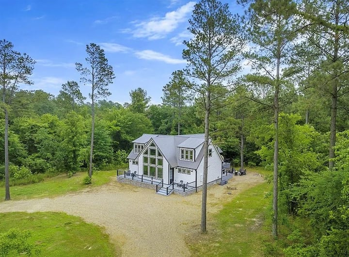 Cozy Retreat | Hot Tub | Sauna | Firepit | Game Rm - Oklahoma