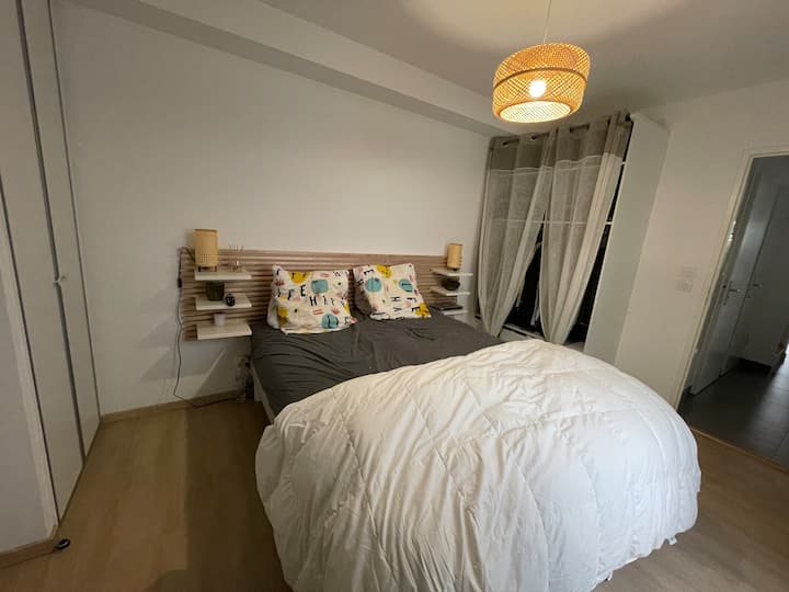 Studio Cosy Idéal Déplacement Professionnel - Bron