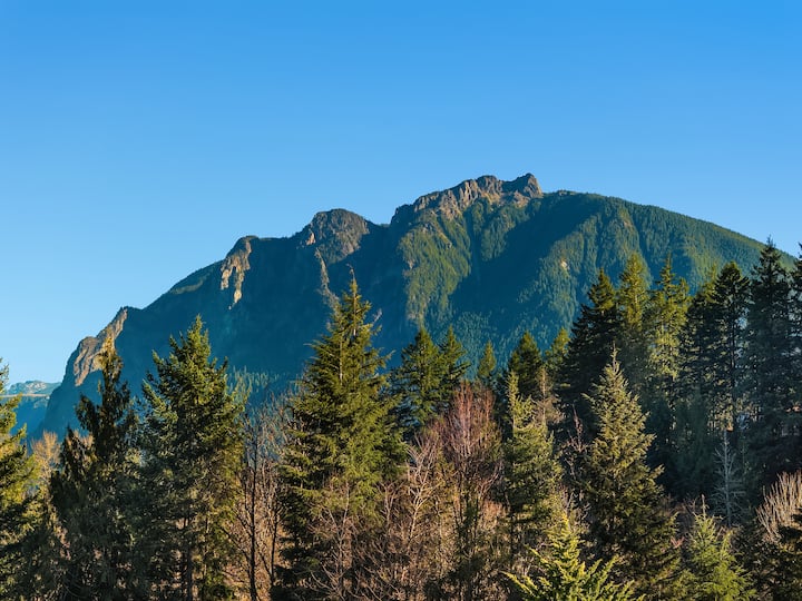 North Bend Oasis - Trails, Shopping, Casino Near! - Snoqualmie Casino