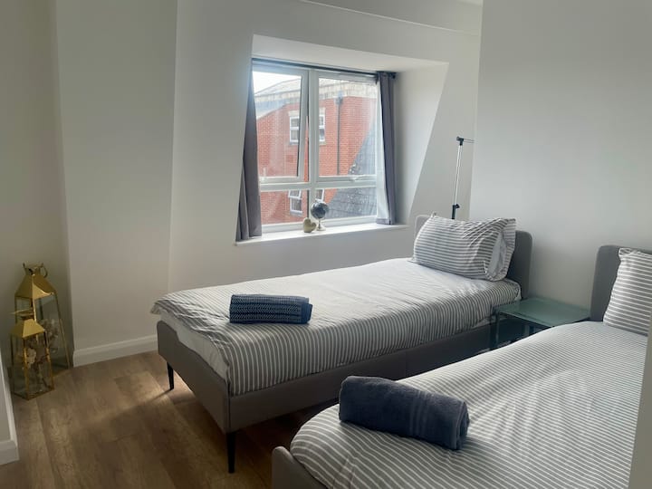 1 Bed | Contractor Accommodation | Wi-fi | Parking - Swindon