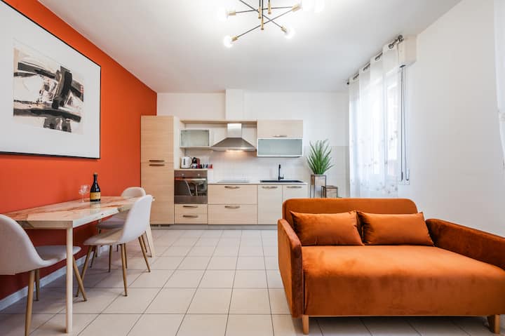 Parking A/c & Wi-fi | Piccola Corte Near Ferrari - Maranello