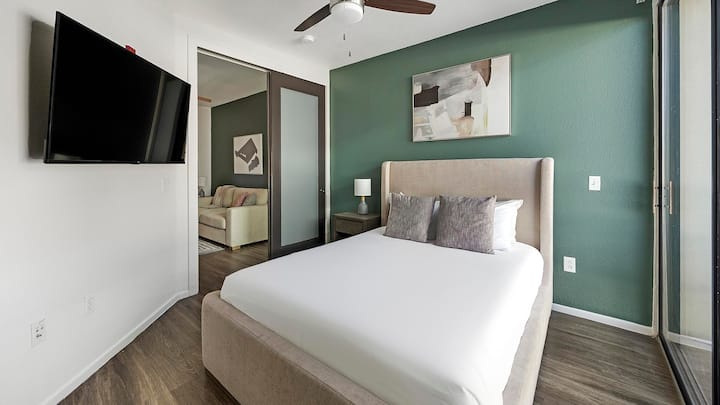 Landing | Amazing 1bd, Pool, Gym - 坦佩