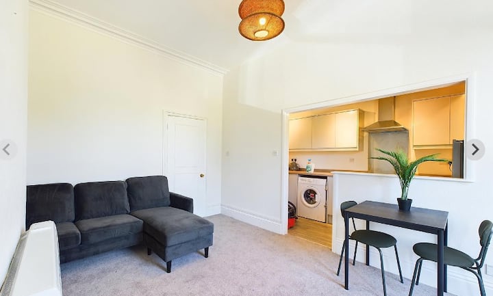 Stylish City Centre Gem -Newly Renovated Flat - Exeter