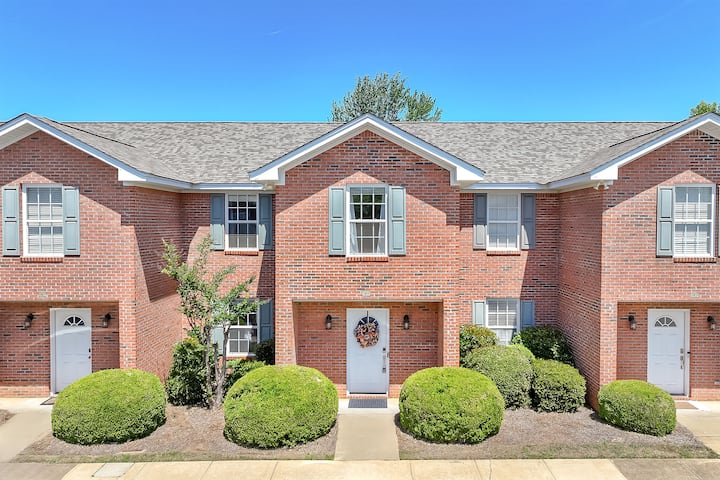 3br Auburn Townhome:patio, New Kitchen, Quiet Stay - Auburn, AL