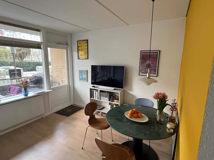 Hyggelig Og Rolig 1,5 Værelses Lejlighed På Frb - Copenhague