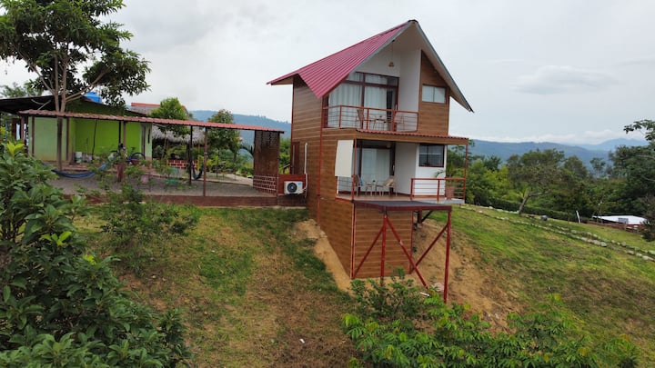 Cabaña Con Vista A Las Montañas De Nuestra Selva - Lamas