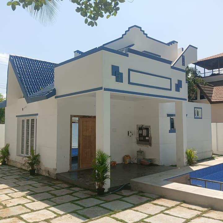 One Day Relaxation With Beach Villa L - Mahabalipuram