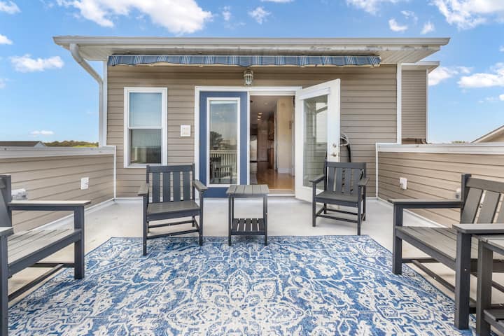 Coastal Cabana, An Island Escape - Kure Beach, NC