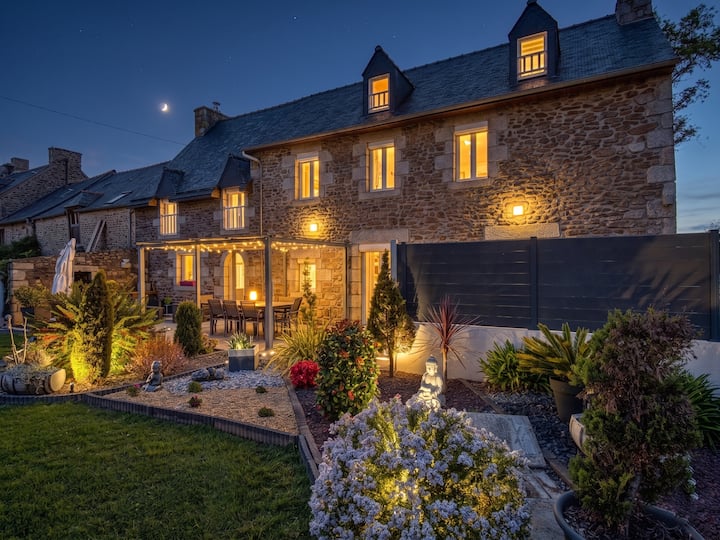 Maison 5 Chambres Avec Jacuzzi Et Jardin - Dinan