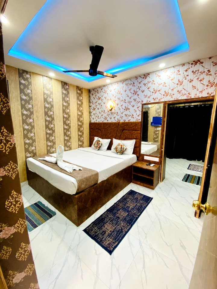 Private Home Near Beach With Kitchen & Living - Puri