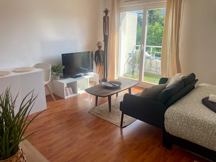 Studio Lumineux, Parking Gratuit, Proche Bordeaux - Gradignan