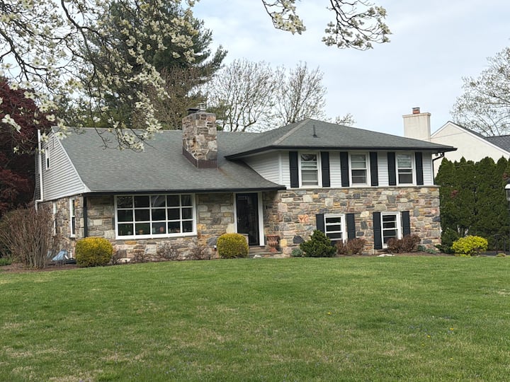 Pga Tour House Rental - 4 Min Drive! - Devon, PA