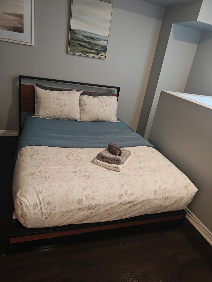 2 Beds In Good Location - Port Hope