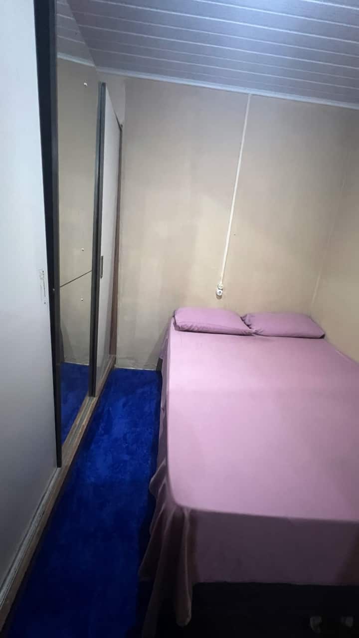 Casa Com Garagem - Jardim