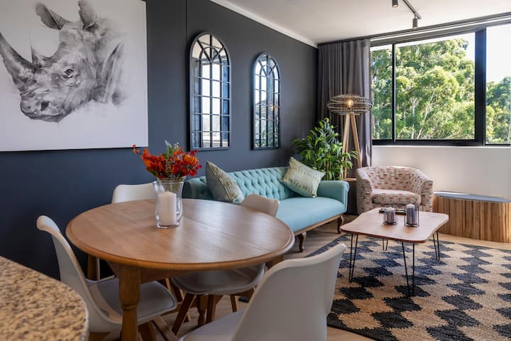 Designer Apartment | Pool, Padel & Mountain Views - George