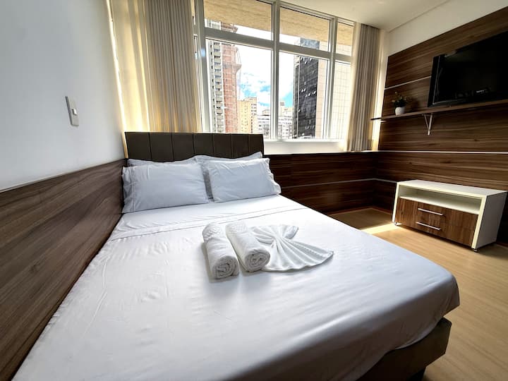 Studio 304 No Centro | Piscina · Academia - Curitiba