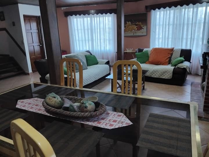 La Casa De Montaña. - Panama City