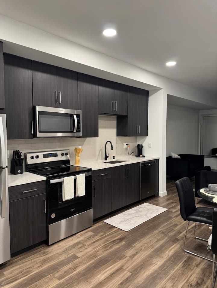Calm & Lux Full Apt. W/d Parking 0 Cleaning Fee - Los Angeles