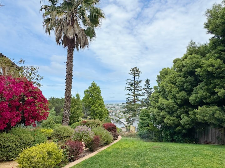 Upscale Suite W/ Bay Views |Private Patio Entrance - San Mateo, CA