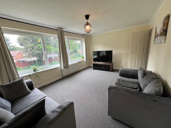 Relax In This Quiet And Comfortable Home. - Milton Keynes