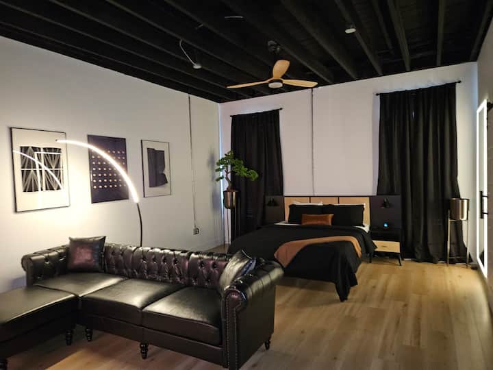Luxury And Comfort Loft In The Heart Of Leesburg - Leesburg, FL