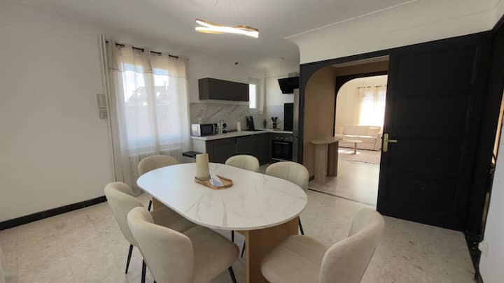Le Cocon Belley | Parking, Jardin & Calme - Belley
