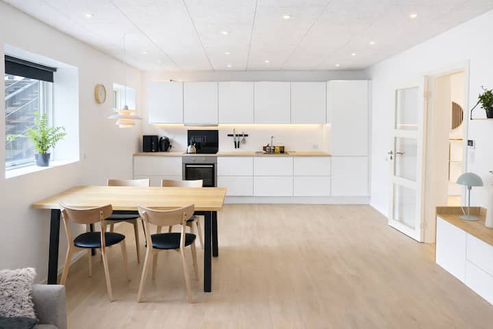 Rógvi's New Appartment - Îles Féroé