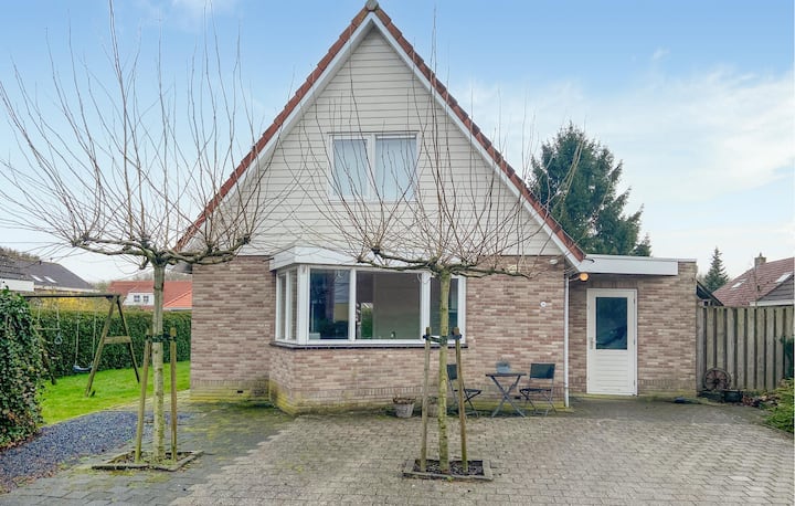 3 Bedroom Nice Home In Zeewolde - Flevoland