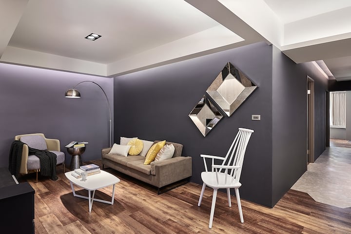 S2/都市現代10-12人房/三房二廳二衛/捷運南京復興5分鐘/小巨蛋/東區/微風sogo百貨 - Keelung City