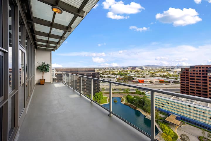 Best Top View Listing Highrize Penthouse Style - Santa Ana, CA