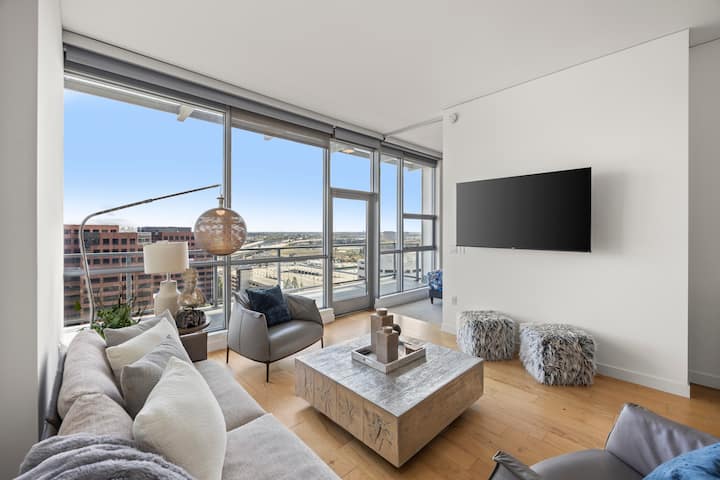 Best Top View Listing Highrize Penthouse Style - Costa Mesa, CA