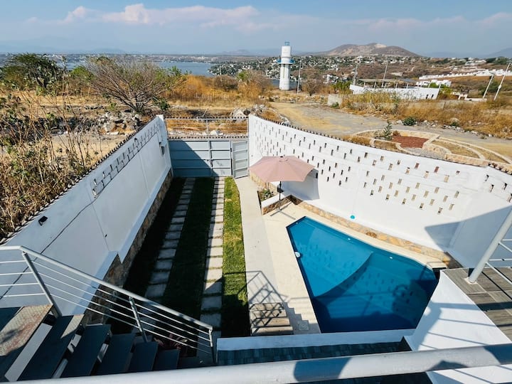 Casa Con Alberca Privada Y Vista Al Lago - Tequesquitengo