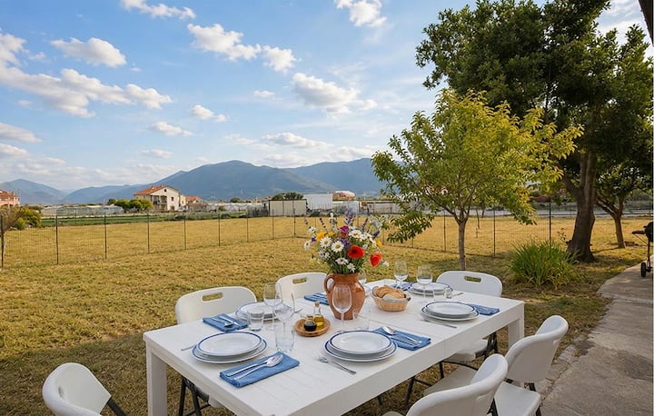 2 Bedroom Beautiful Apartment In Albenga - Albenga