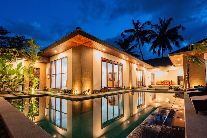 Modern Cozy 4 Bedrooms Villa In Ubud - Bali