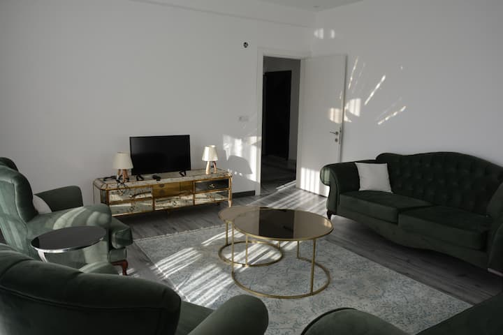 Balıkesir Merkez' De , Doğa Manzaralı 2+1 Daire - Balıkesir