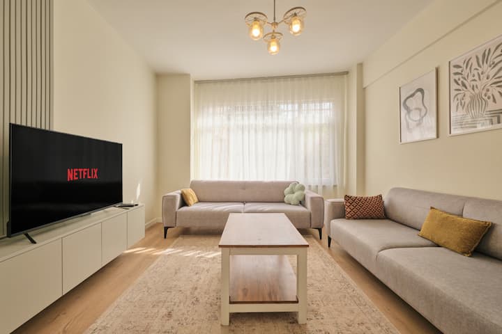 Stylish 2 Br Apartment, In The Heart Of Moda - Turkey