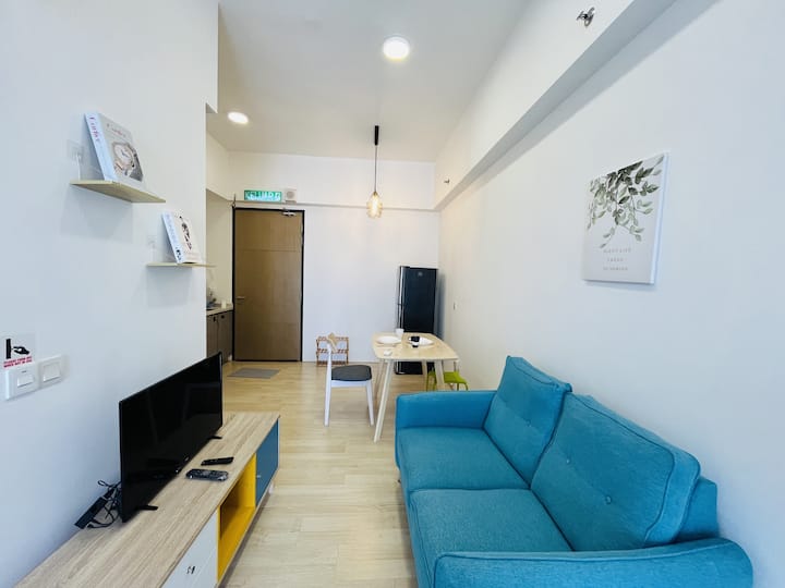 Aurora Place Bjalil*pavilion 2*<netflix> Pool&gym - Puchong